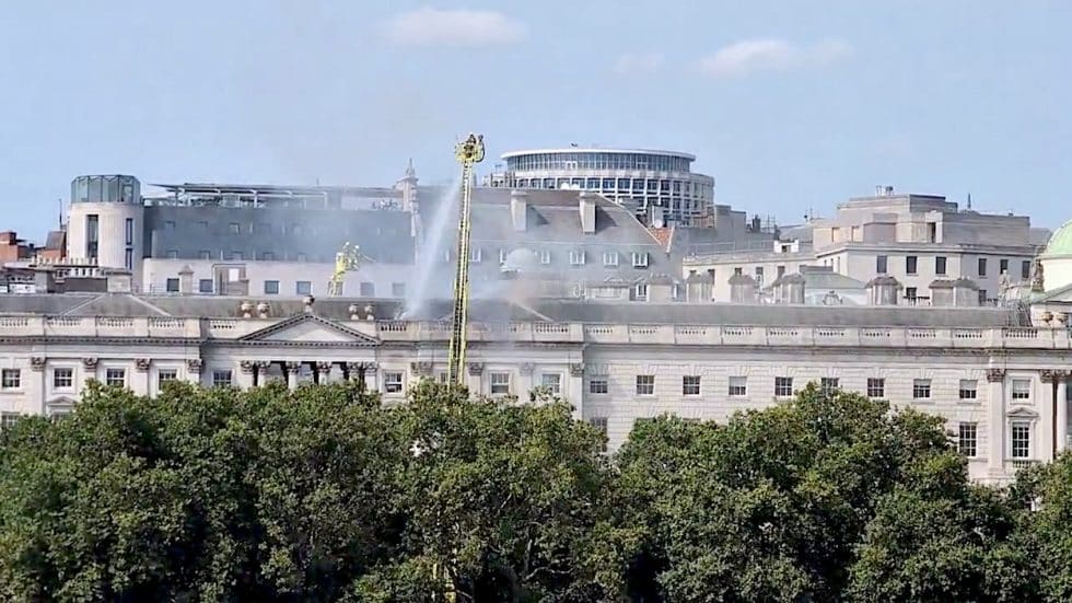 Firefighters Battle Blaze At Somerset House In Central London - Artlyst